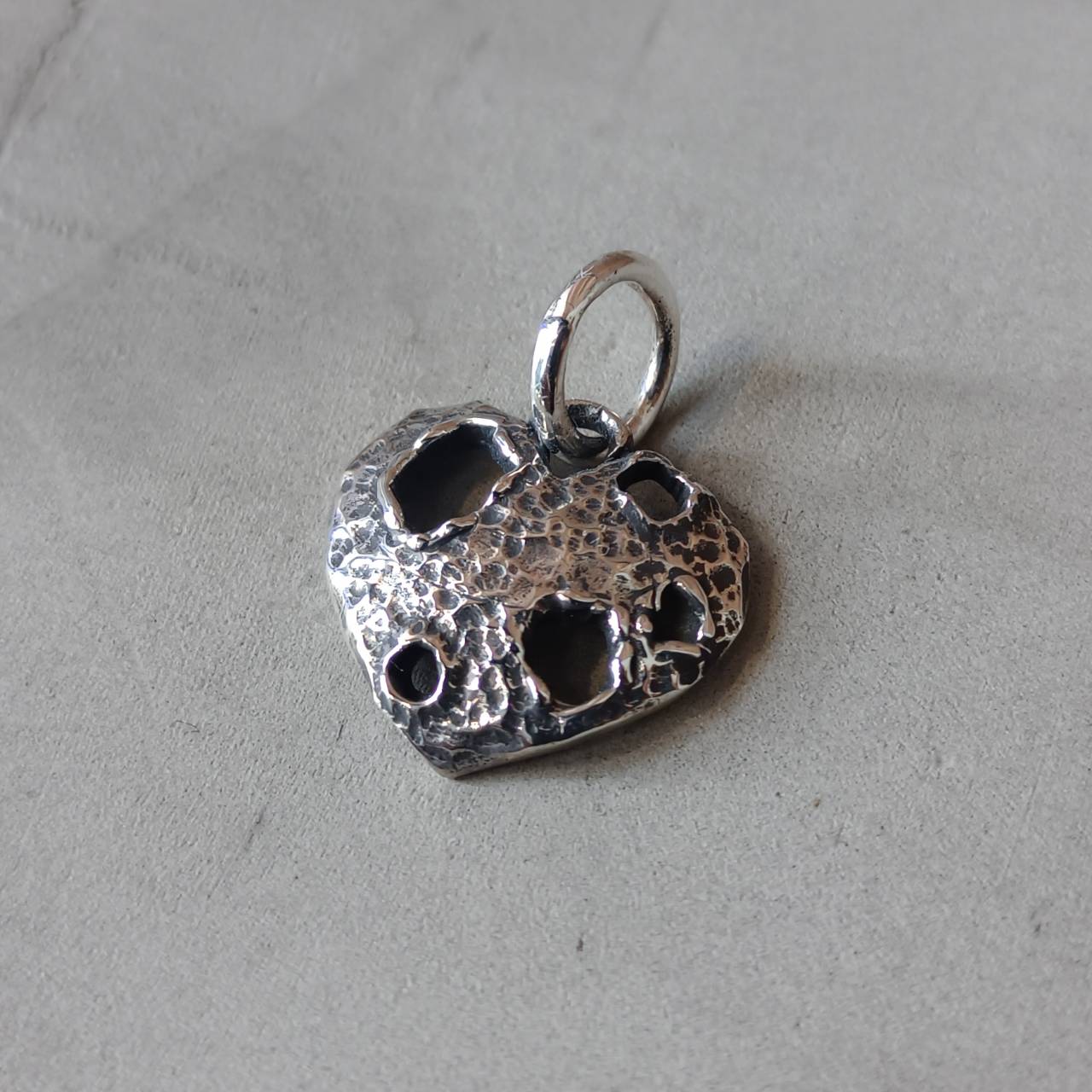 OHM Art Toy Creation Pendant 2 – OHM Thailand