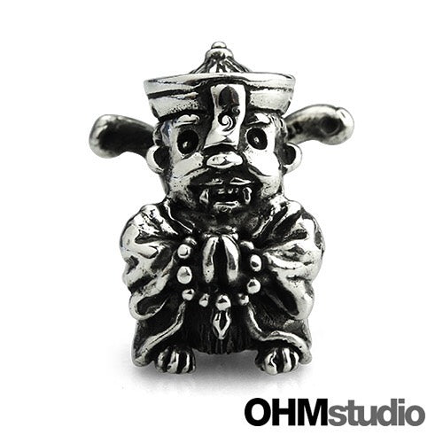 Vampire Meditation – OHM Thailand