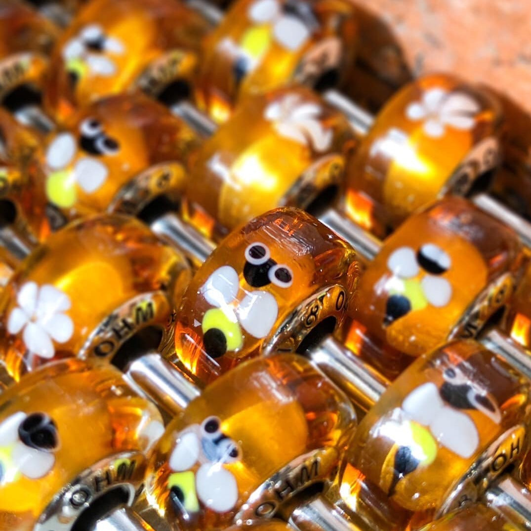 Light Honey Bee – OHM Thailand