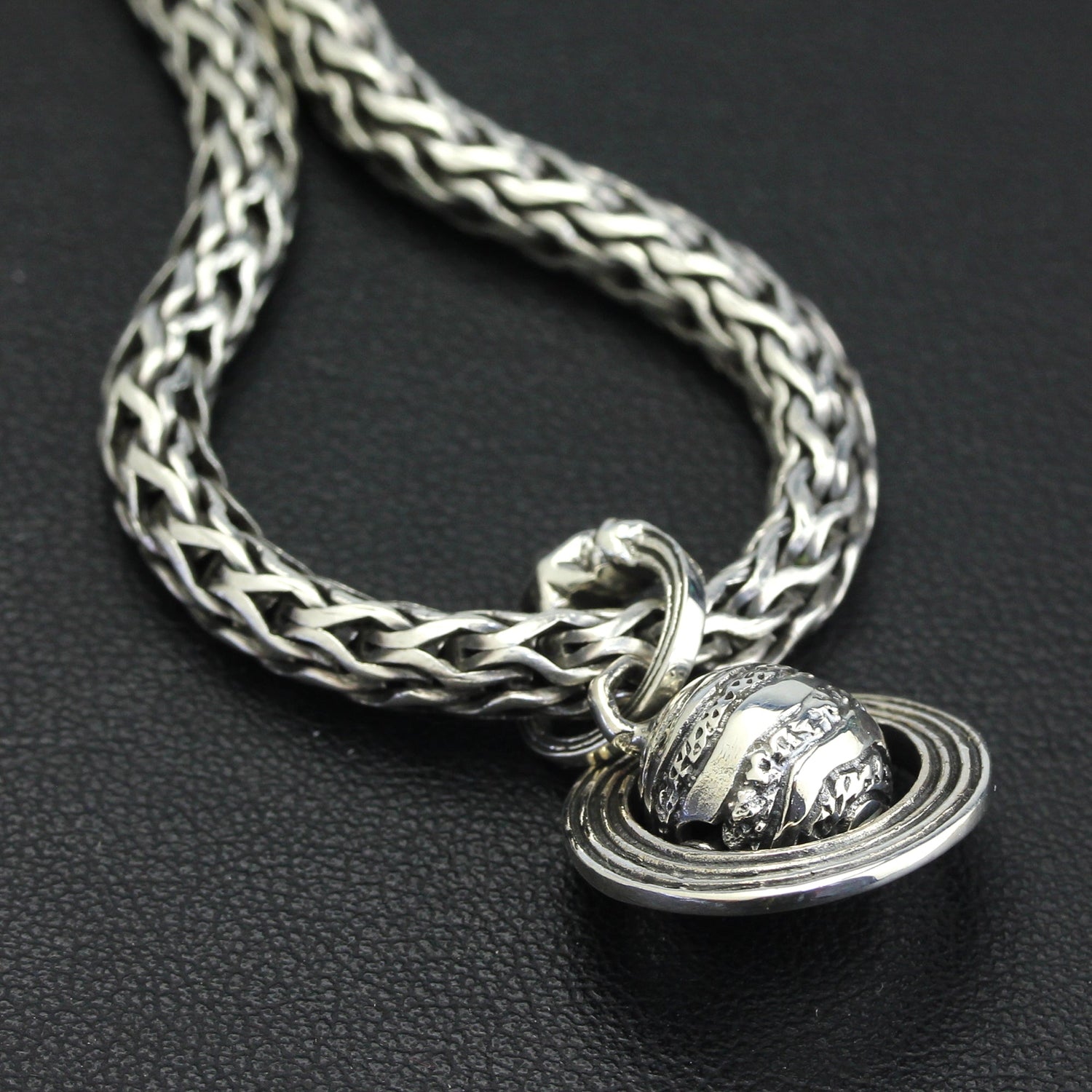 Saturn Secrets – OHM Thailand